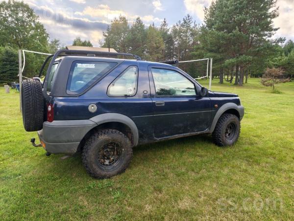 Blue Land Rover Freelander 2000 in Liepaja, with an engine capacity of 2.00 L and mileage of 380 thousand km for 1500 €, photo 4 on AUTOMOTO.COM.LV