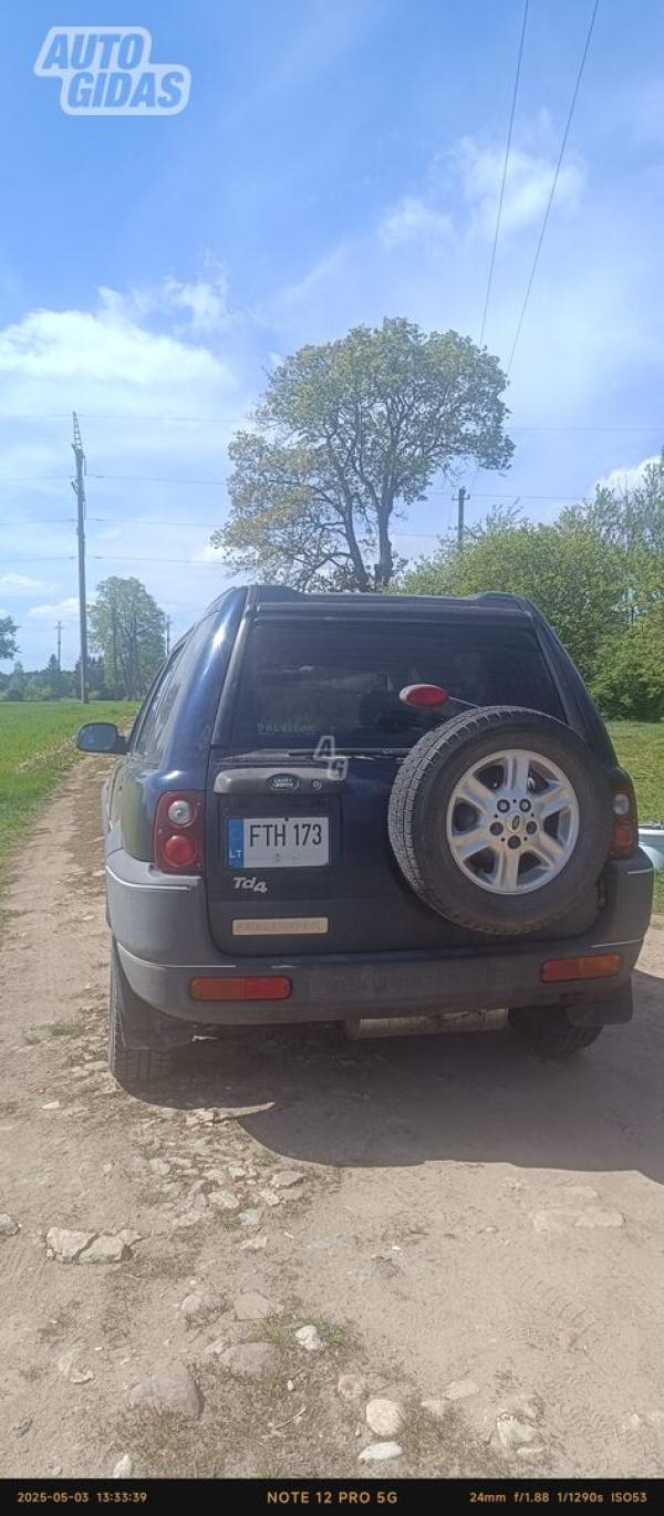 Blue Land Rover Freelander 2001 in Kalvarija, with an engine capacity of 2.00 L and mileage of 274 thousand km for 1799 €, photo 2 on AUTOMOTO.COM.LV