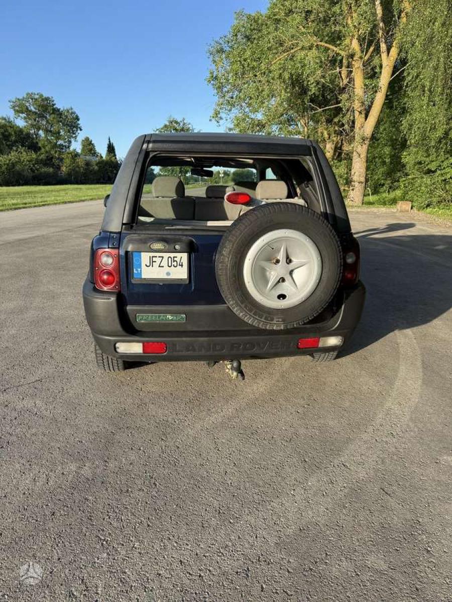 Zils Land Rover Freelander 2002 Radviliškis, ar dzinēja tilpumu 1.80 L un nobraukumu 294 tūkst. km par 1350 €, foto 6 vietnē AUTOMOTO.COM.LV