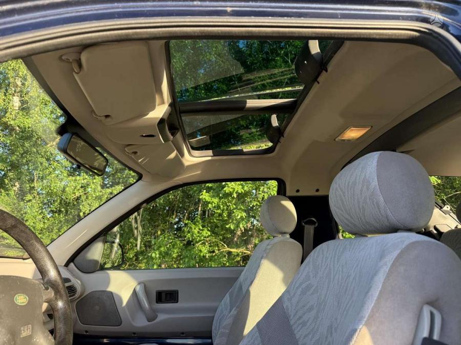 Zils Land Rover Freelander 2002 Radviliškis, ar dzinēja tilpumu 1.80 L un nobraukumu 294 tūkst. km par 1350 €, foto 10 vietnē AUTOMOTO.COM.LV