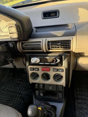 Zils Land Rover Freelander 2002 Radviliškis, ar dzinēja tilpumu 1.80 L un nobraukumu 294 tūkst. km par 1350 €, foto 12 vietnē AUTOMOTO.COM.LV
