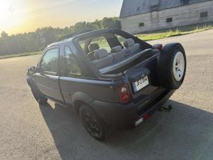 Zils Land Rover Freelander 2002 Radviliškis, ar dzinēja tilpumu 1.80 L un nobraukumu 294 tūkst. km par 1350 €, foto 13 vietnē AUTOMOTO.COM.LV