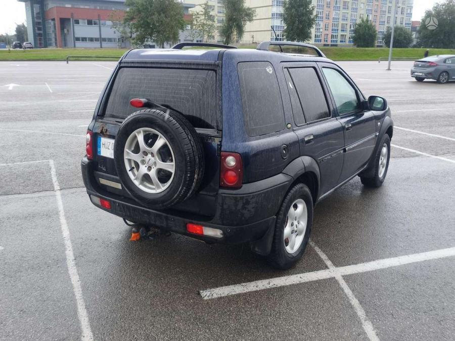 Zils Land Rover Freelander 2003 Šauļi, ar dzinēja tilpumu 1.95 L un nobraukumu 297 tūkst. km par 1100 €, foto 6 vietnē AUTOMOTO.COM.LV