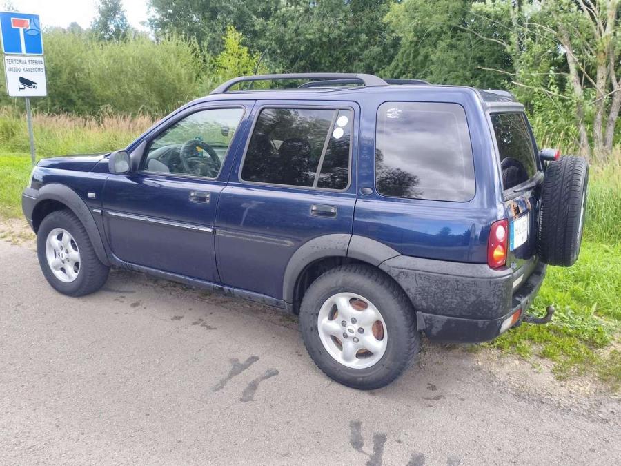 Zils Land Rover Freelander 2003 Šauļi, ar dzinēja tilpumu 2.00 L un nobraukumu 296 tūkst. km par 850 €, foto 3 vietnē AUTOMOTO.COM.LV