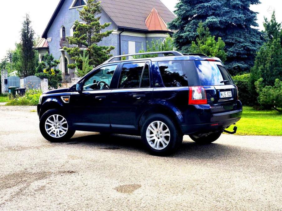 Zils Land Rover Freelander 2007 Viļņa, ar dzinēja tilpumu 2.20 L un nobraukumu 183 tūkst. km par 3300 €, foto 1 vietnē AUTOMOTO.COM.LV