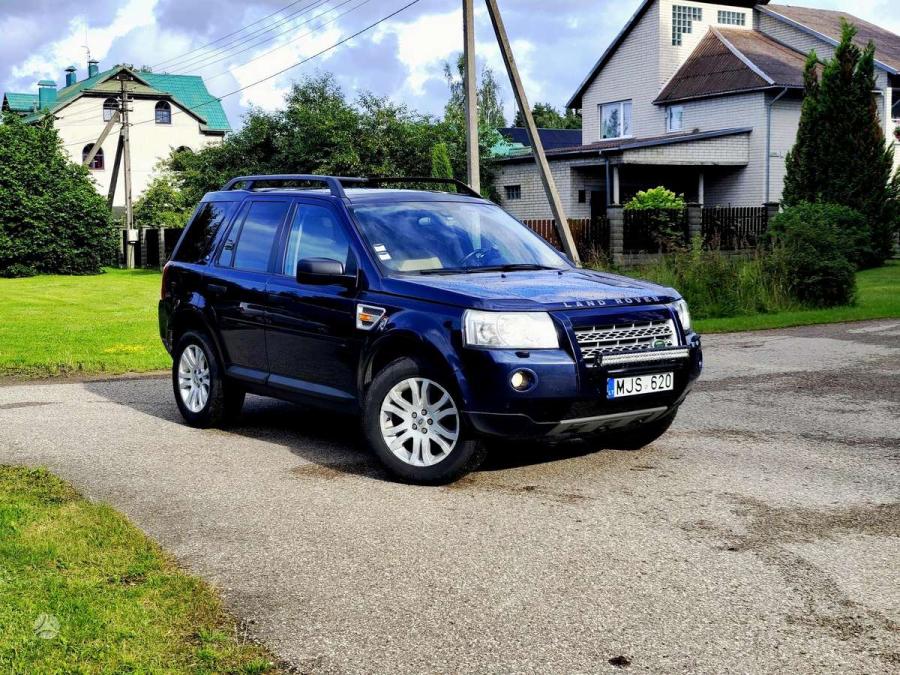 Zils Land Rover Freelander 2007 Viļņa, ar dzinēja tilpumu 2.20 L un nobraukumu 183 tūkst. km par 3300 €, foto 3 vietnē AUTOMOTO.COM.LV