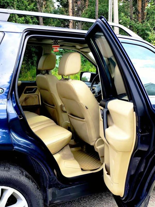 Blue Land Rover Freelander 2007 in Vilnius, with an engine capacity of 2.20 L and mileage of 183 thousand km for 3300 €, photo 10 on AUTOMOTO.COM.LV