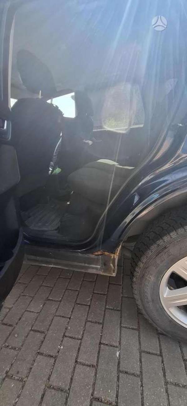 Zils Land Rover Freelander 2007 Viļņa, ar dzinēja tilpumu 2.18 L un nobraukumu 264 tūkst. km par 3333 €, foto 6 vietnē AUTOMOTO.COM.LV