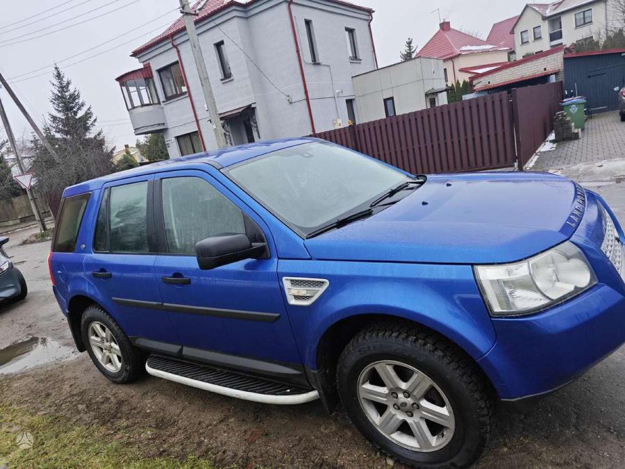 Blue Land Rover Freelander 2008 in Kaunas, with an engine capacity of 2.20 L and mileage of 250 thousand km for 4200 €, photo 2 on AUTOMOTO.COM.LV