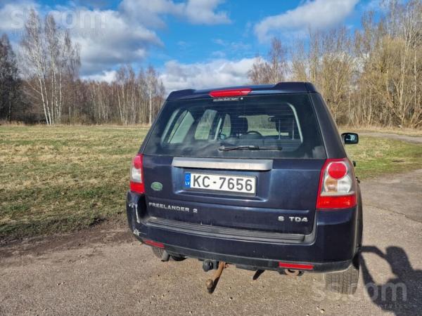 Zils Land Rover Freelander 2008 Rīga, ar dzinēja tilpumu 2.20 L un nobraukumu 160 tūkst. km par 2300 €, foto 5 vietnē AUTOMOTO.COM.LV