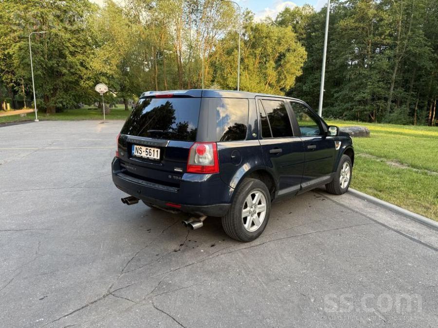 Zils Land Rover Freelander 2008 Rīga, ar dzinēja tilpumu 2.20 L un nobraukumu 308 tūkst. km par 4400 €, foto 6 vietnē AUTOMOTO.COM.LV