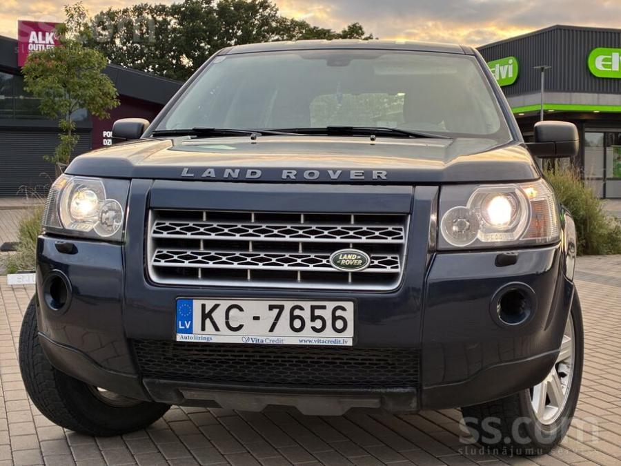 Blue Land Rover Freelander 2008 in Riga, with an engine capacity of 2.20 L and mileage of 159 thousand km for 2950 €, photo 3 on AUTOMOTO.COM.LV