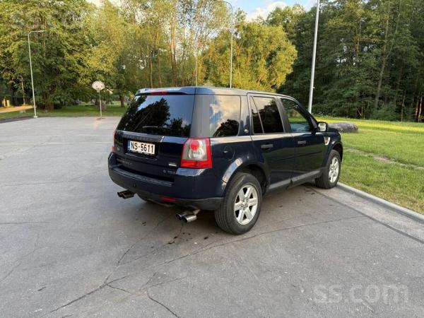 Zils Land Rover Freelander 2008 Rīga, ar dzinēja tilpumu 2.20 L un nobraukumu 308 tūkst. km par 4195 €, foto 4 vietnē AUTOMOTO.COM.LV
