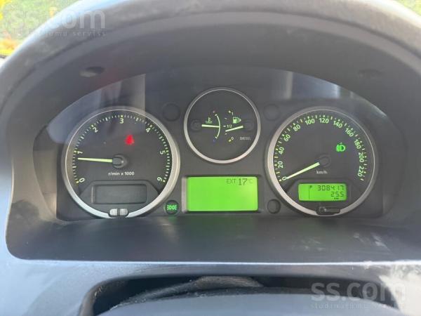 Zils Land Rover Freelander 2008 Rīga, ar dzinēja tilpumu 2.20 L un nobraukumu 308 tūkst. km par 4195 €, foto 6 vietnē AUTOMOTO.COM.LV