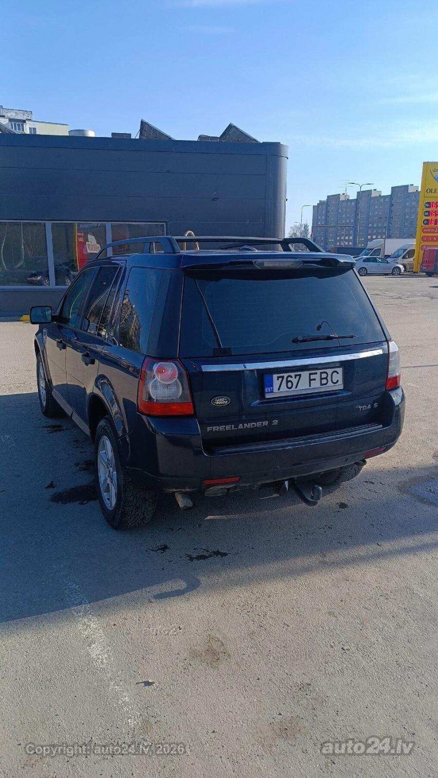 Blue Land Rover Freelander 2011 in Tallinn, with an engine capacity of 2.20 L and mileage of 300 thousand km for 5900 €, photo 4 on AUTOMOTO.COM.LV