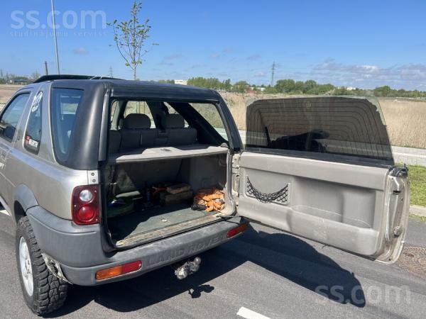 Brūns Land Rover Freelander 1998 Liepāja, ar dzinēja tilpumu 2.00 L un nobraukumu 360 tūkst. km par 1700 €, foto 6 vietnē AUTOMOTO.COM.LV