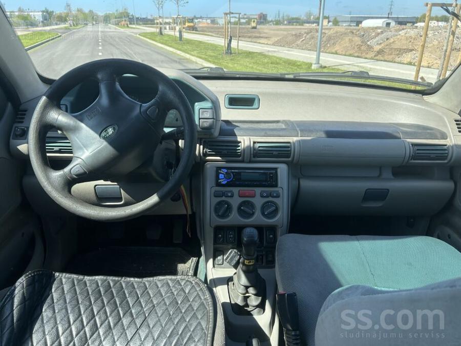 Brown Land Rover Freelander 1998 in Liepaja, with an engine capacity of 2.00 L and mileage of 360 thousand km for 1700 €, photo 8 on AUTOMOTO.COM.LV