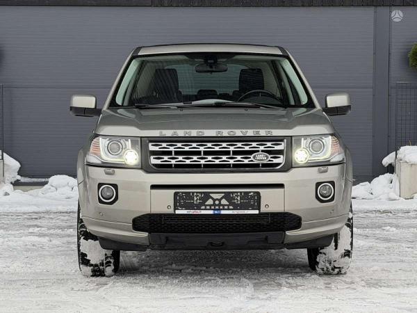 Brown Land Rover Freelander 2013 in Siauliai, with an engine capacity of 2.18 L and mileage of 246 thousand km for 7890 €, photo 2 on AUTOMOTO.COM.LV