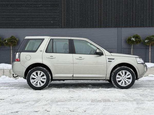 Brown Land Rover Freelander 2013 in Siauliai, with an engine capacity of 2.18 L and mileage of 246 thousand km for 7890 €, photo 7 on AUTOMOTO.COM.LV
