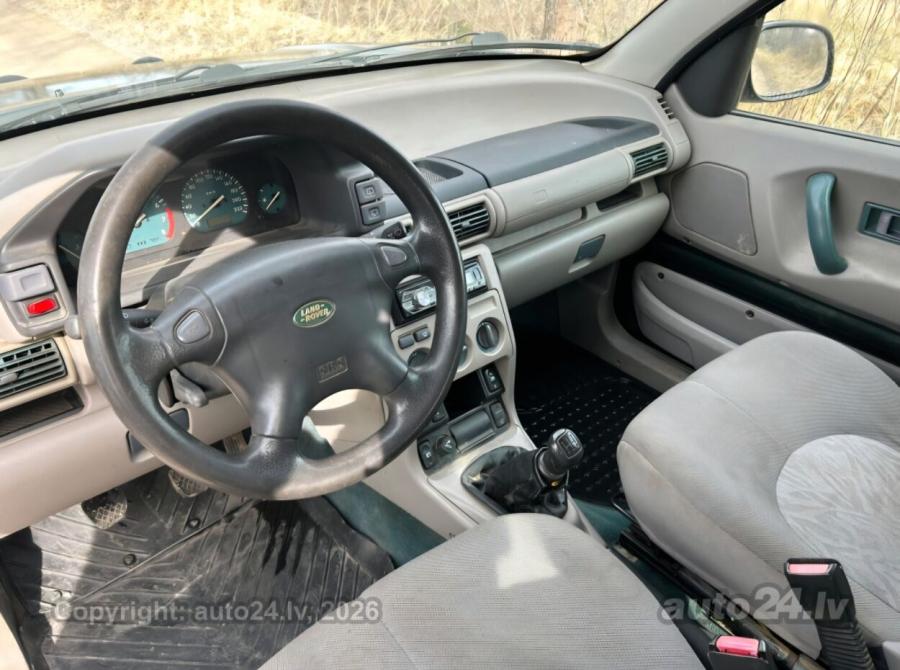 Land Rover Freelander 2000 Tallina, ar dzinēja tilpumu 1.80 L un nobraukumu 279 tūkst. km par 950 €, foto 8 vietnē AUTOMOTO.COM.LV