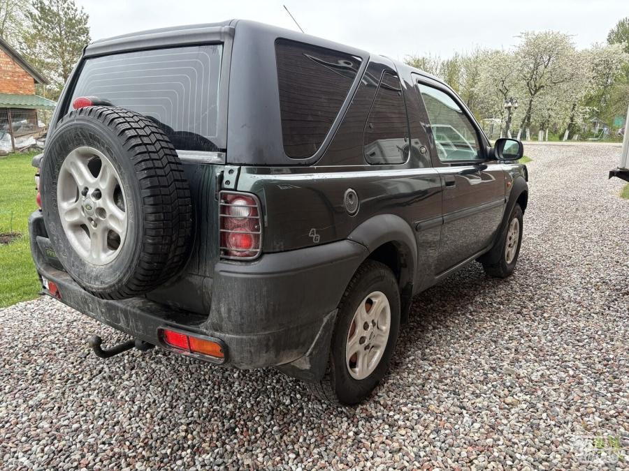 Land Rover Freelander 2000 in Vilnius, with an engine capacity of 2.00 L and mileage of 324 thousand km for 950 €, photo 3 on AUTOMOTO.COM.LV