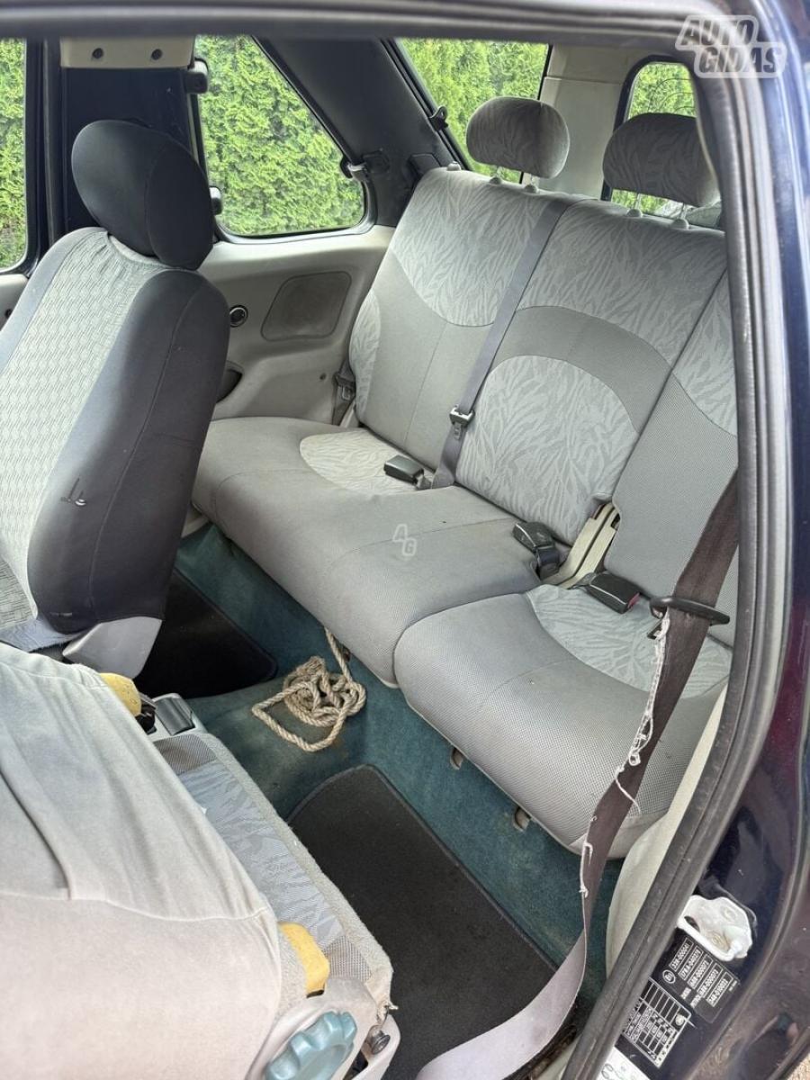 Land Rover Freelander 2000 Marijampole, ar dzinēja tilpumu 2.00 L un nobraukumu 321 tūkst. km par 2000 €, foto 11 vietnē AUTOMOTO.COM.LV