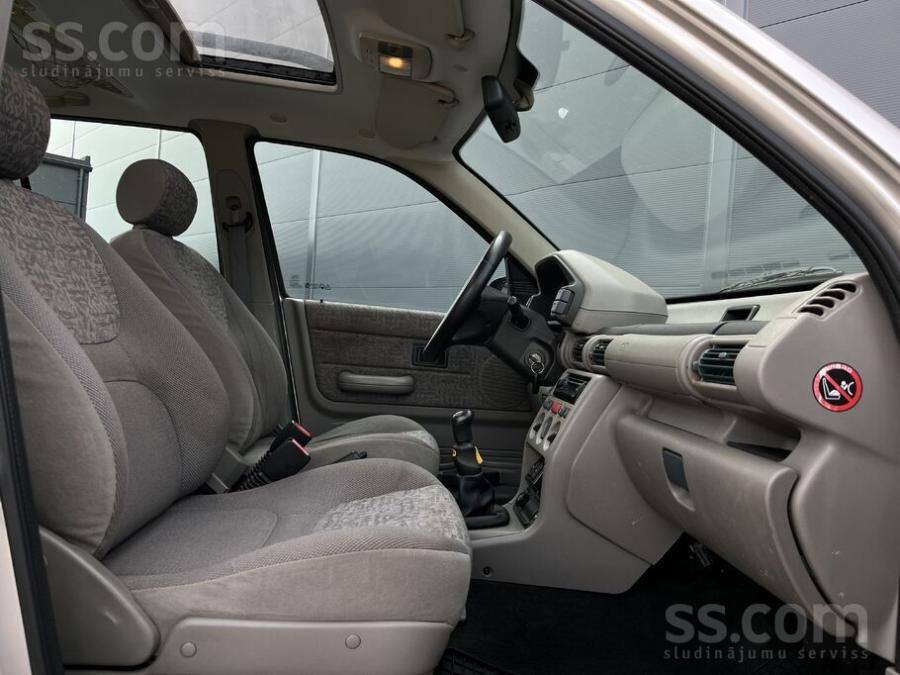 Land Rover Freelander 2000 in Riga, with an engine capacity of 1.80 L and mileage of 233 thousand km for 2400 €, photo 7 on AUTOMOTO.COM.LV