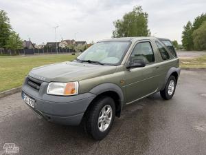 Land Rover Freelander 2000 Panevēža, ar dzinēja tilpumu 1.80 L un nobraukumu 150 tūkst. km par 2500 €, foto  vietnē AUTOMOTO.COM.LV
