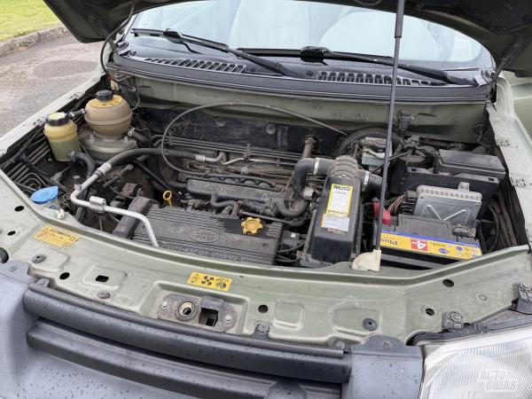 Land Rover Freelander 2000 in Panevezys, with an engine capacity of 1.80 L and mileage of 150 thousand km for 2500 €, photo 7 on AUTOMOTO.COM.LV