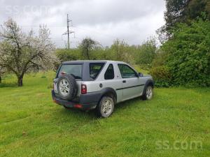Land Rover Freelander 2002 Dobele, ar dzinēja tilpumu 2.00 L un nobraukumu 230 tūkst. km par 3999 €, foto 2 vietnē AUTOMOTO.COM.LV