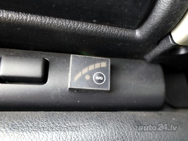 Land Rover Freelander 2006 in Tallinn, with an engine capacity of 2.50 L and mileage of 124 thousand km for 2499 €, photo 8 on AUTOMOTO.COM.LV