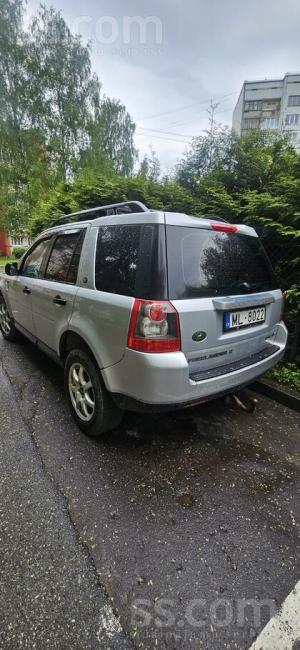Land Rover Freelander 2007 Ogre, ar dzinēja tilpumu 2.20 L un nobraukumu 340 tūkst. km par 2860 €, foto 3 vietnē AUTOMOTO.COM.LV