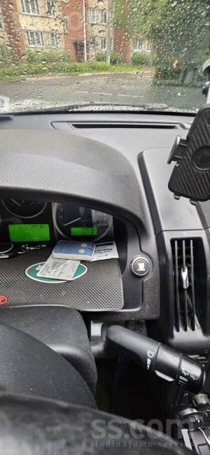 Land Rover Freelander 2007 Ogre, ar dzinēja tilpumu 2.20 L un nobraukumu 340 tūkst. km par 2860 €, foto 5 vietnē AUTOMOTO.COM.LV