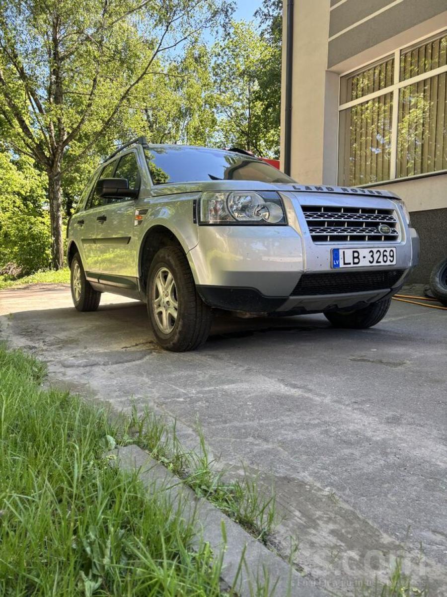 Land Rover Freelander 2007 Rīga, ar dzinēja tilpumu 2.20 L un nobraukumu 238 tūkst. km par 2430 €, foto 3 vietnē AUTOMOTO.COM.LV