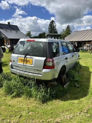 Land Rover Freelander 2007 Rīga, ar dzinēja tilpumu 2.20 L un nobraukumu 238 tūkst. km par 2430 €, foto 16 vietnē AUTOMOTO.COM.LV