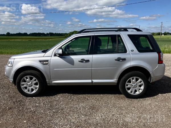 Land Rover Freelander 2011 in Talsi, with an engine capacity of 2.20 L and mileage of 222 thousand km for 8500 €, photo 6 on AUTOMOTO.COM.LV