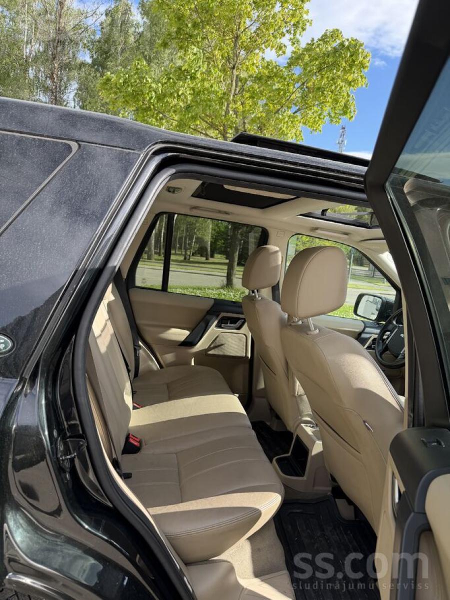 Land Rover Freelander 2012 Aizkraukle, ar dzinēja tilpumu 2.20 L un nobraukumu 232 tūkst. km par 7650 €, foto 5 vietnē AUTOMOTO.COM.LV
