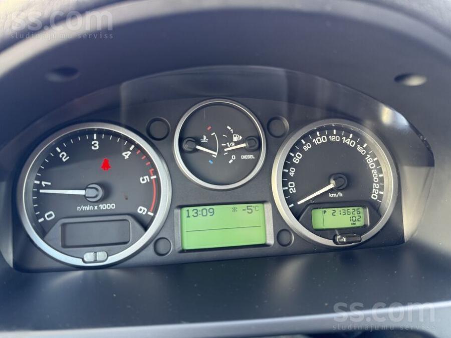 Land Rover Freelander 2012 Aizkraukle, ar dzinēja tilpumu 2.20 L un nobraukumu 232 tūkst. km par 7650 €, foto 7 vietnē AUTOMOTO.COM.LV