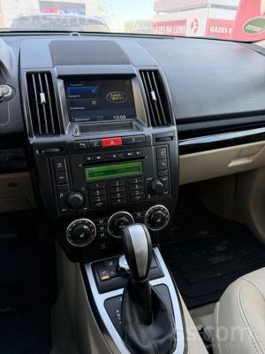 Land Rover Freelander 2012 Aizkraukle, ar dzinēja tilpumu 2.20 L un nobraukumu 232 tūkst. km par 7650 €, foto 9 vietnē AUTOMOTO.COM.LV