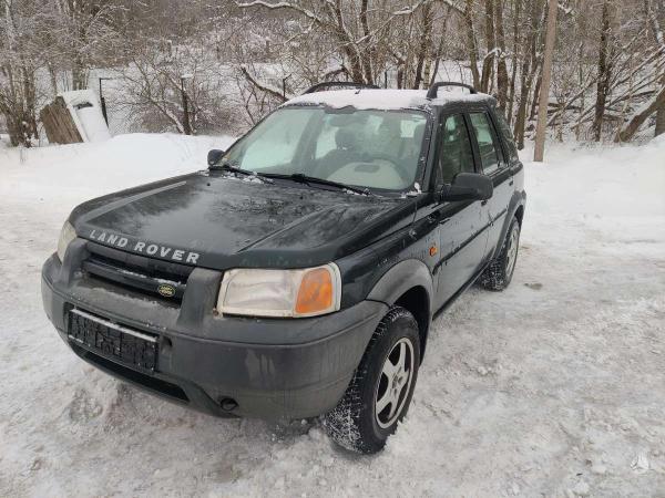 Green Land Rover Freelander 1998 in Vilnius, with an engine capacity of 1.99 L and mileage of 502 thousand km for 1300 €, photo 1 on AUTOMOTO.COM.LV