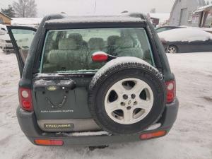Zaļš Land Rover Freelander 1998 Viļņa, ar dzinēja tilpumu 1.99 L un nobraukumu 502 tūkst. km par 1300 €, foto 11 vietnē AUTOMOTO.COM.LV