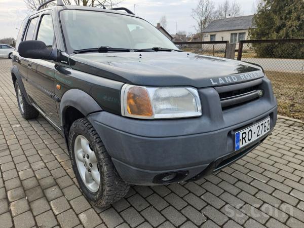 Green Land Rover Freelander 1998 in Bauska, with an engine capacity of 1.80 L and mileage of 223 thousand km for 2055 €, photo 2 on AUTOMOTO.COM.LV