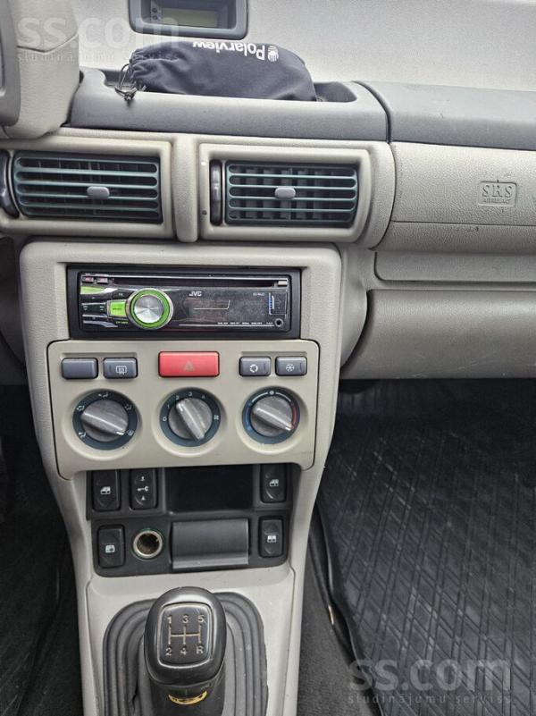 Green Land Rover Freelander 1998 in Bauska, with an engine capacity of 1.80 L and mileage of 223 thousand km for 2055 €, photo 9 on AUTOMOTO.COM.LV