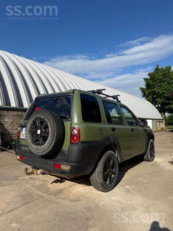 Green Land Rover Freelander 2001 in Balvi, with an engine capacity of 2.00 L and mileage of 360 thousand km for 850 €, photo 2 on AUTOMOTO.COM.LV
