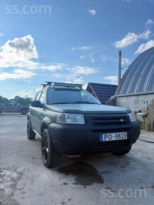 Green Land Rover Freelander 2001 in Balvi, with an engine capacity of 2.00 L and mileage of 360 thousand km for 850 €, photo 5 on AUTOMOTO.COM.LV
