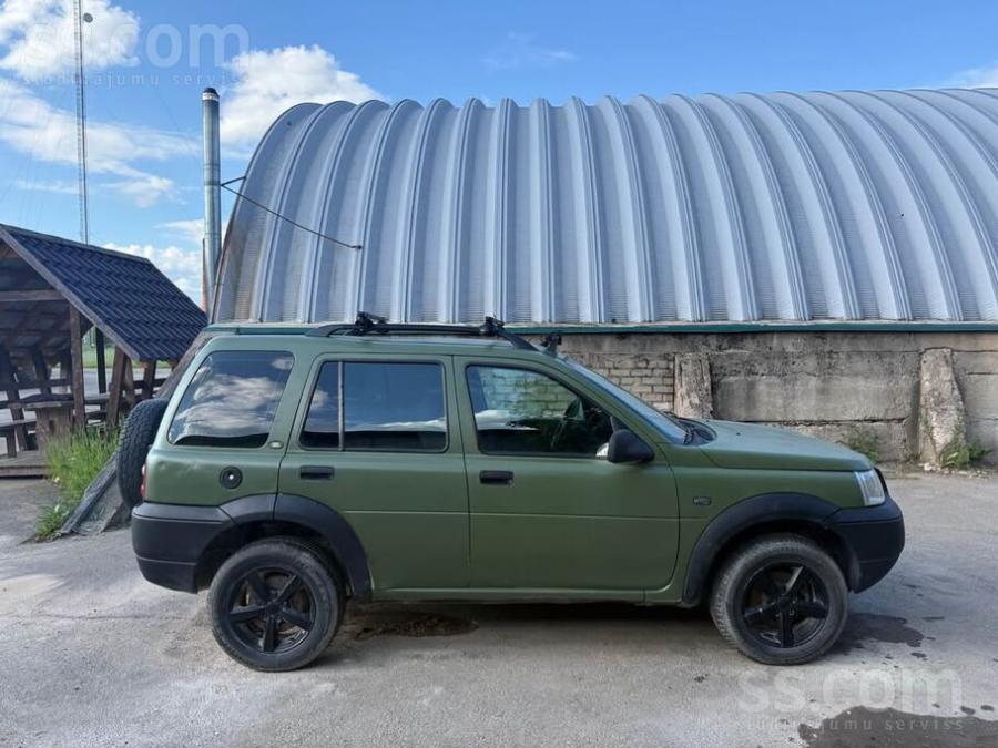 Green Land Rover Freelander 2001 in Balvi, with an engine capacity of 2.00 L and mileage of 360 thousand km for 850 €, photo 7 on AUTOMOTO.COM.LV