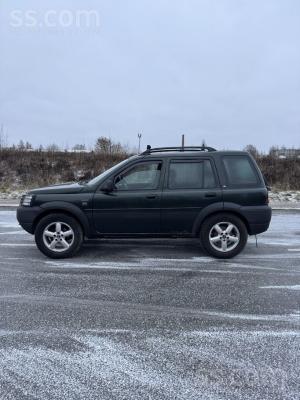 Zaļš Land Rover Freelander 2002 Rēzekne, ar dzinēja tilpumu 2.00 L un nobraukumu 0 tūkst. km par 2050 €, foto 4 vietnē AUTOMOTO.COM.LV