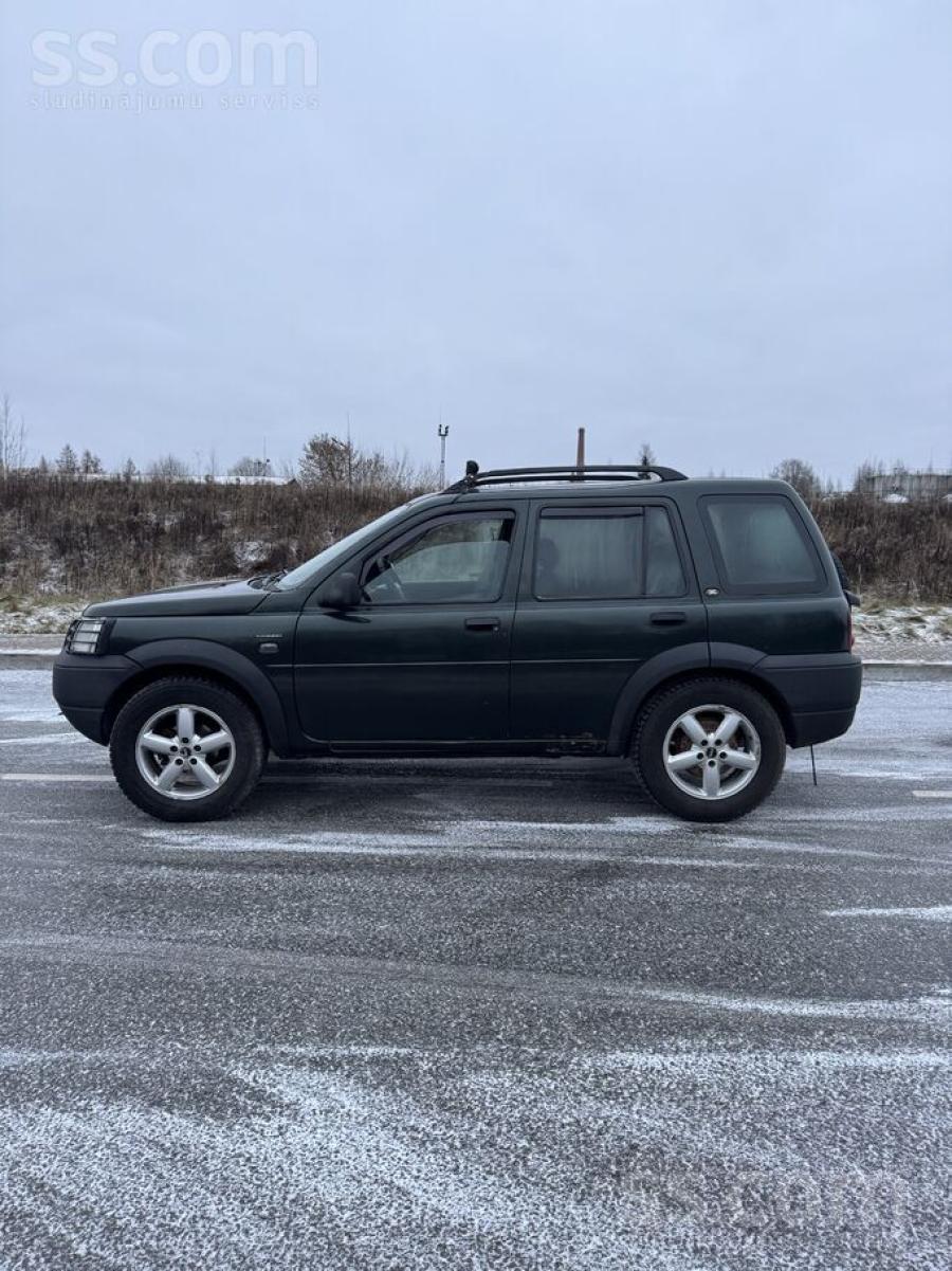 Zaļš Land Rover Freelander 2002 Rēzekne, ar dzinēja tilpumu 2.00 L un nobraukumu 0 tūkst. km par 2050 €, foto 4 vietnē AUTOMOTO.COM.LV