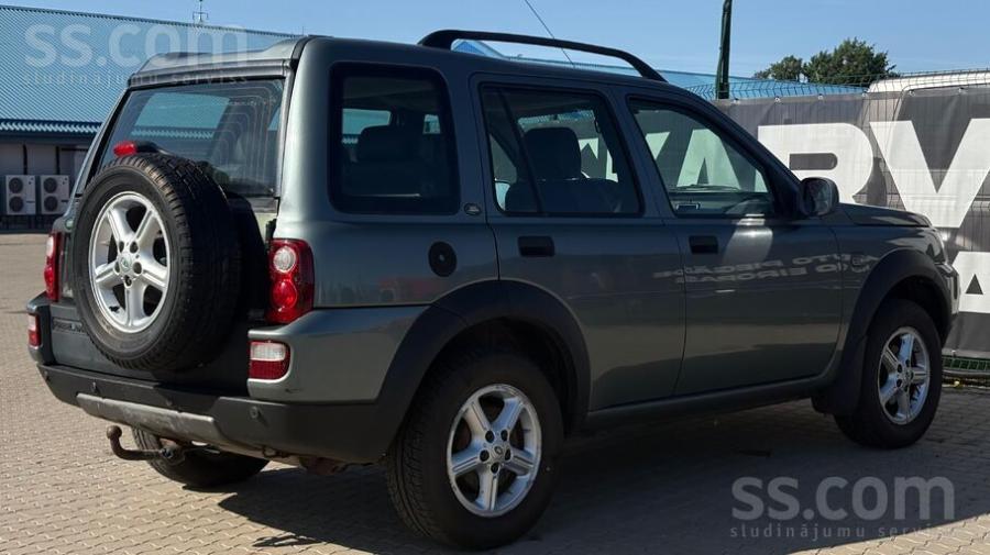 Green Land Rover Freelander 2003 in Liepaja, with an engine capacity of 2.00 L and mileage of 382 thousand km for 2450 €, photo 5 on AUTOMOTO.COM.LV