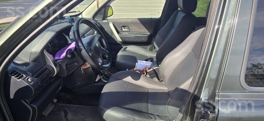 Zaļš Land Rover Freelander 2004 Jēkabpils, ar dzinēja tilpumu 2.00 L un nobraukumu 370 tūkst. km par 3099 €, foto 4 vietnē AUTOMOTO.COM.LV